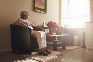 6 Signs of Self-Neglect in Seniors